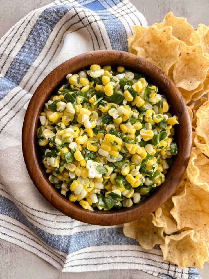Low FODMAP Fresh Corn Salsa | Loveable Lemons