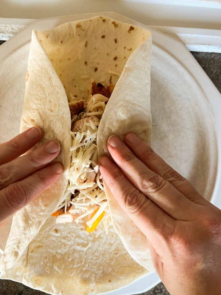 Grilled Chicken Burritos with Ranch Dressing | Loveable Lemons