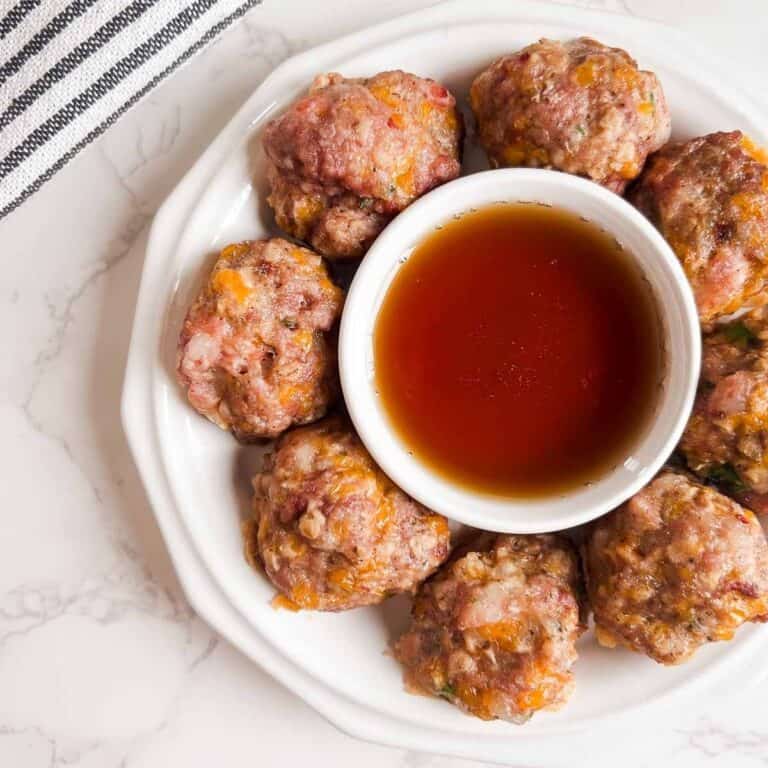 Breakfast Meatballs With Bacon and Cheese | Loveable Lemons
